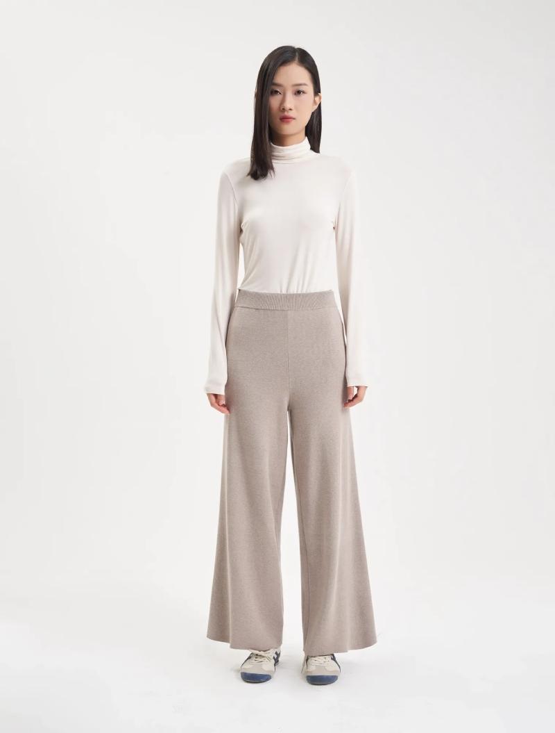 Light Beige Là Màu Gì? Giải Mã Tông Màu Thanh Lịch - Venisce Store